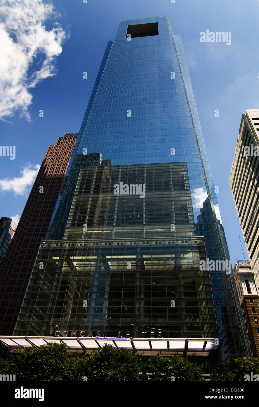 Comcast tower in Philadelphia Stock Photo - Alamy