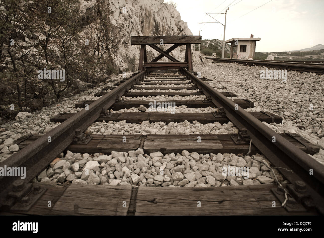 Railroad end hi-res stock photography and images - Alamy