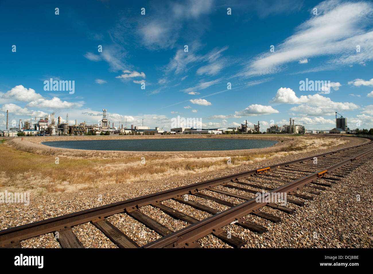 Man made basin hi-res stock photography and images - Alamy