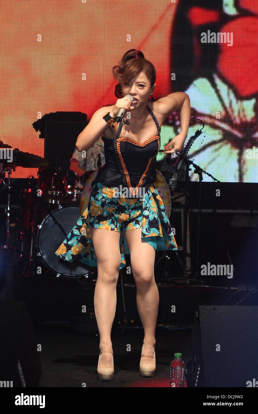 Singer Della holds concert 'Hello£¡Aloha2' in Taipei,China on Friday ...