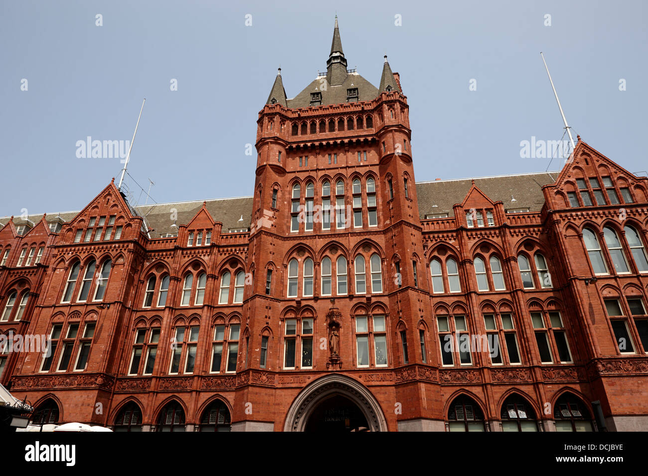 Holborn bars building High Resolution Stock Photography and Images - Alamy
