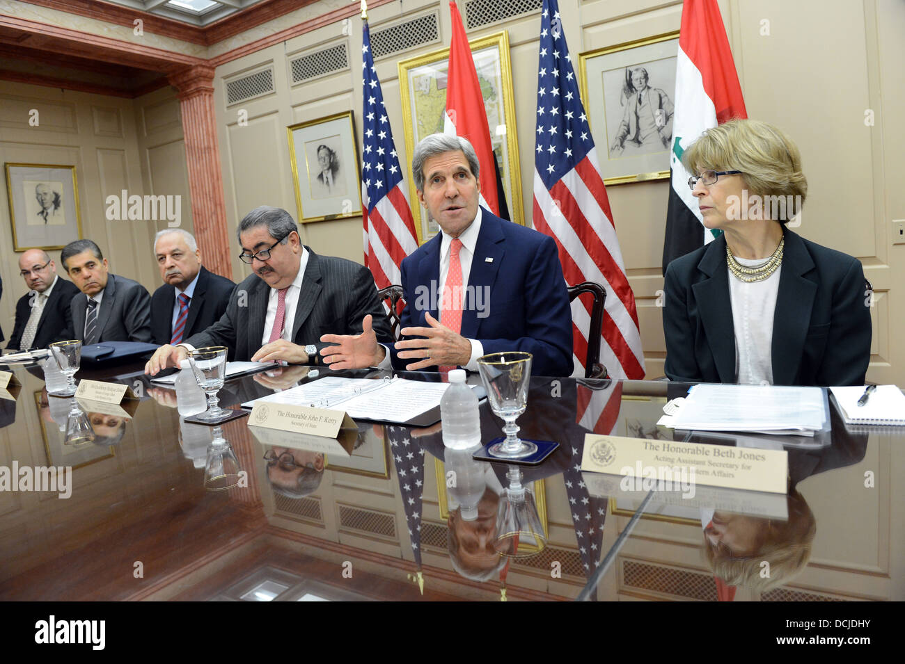 Fourth meeting hi-res stock photography and images - Alamy