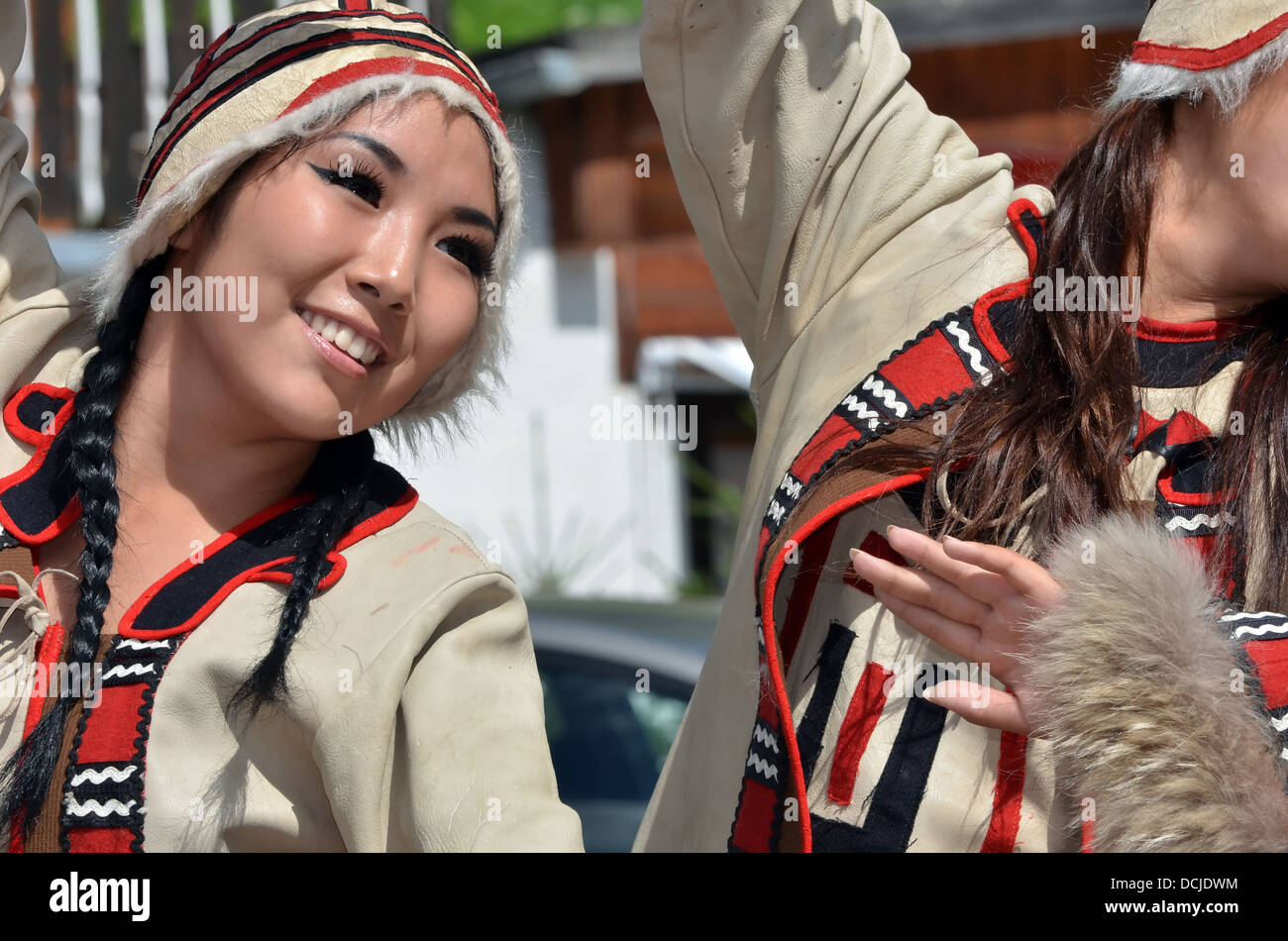 Beaker folk hi-res stock photography and images - Alamy