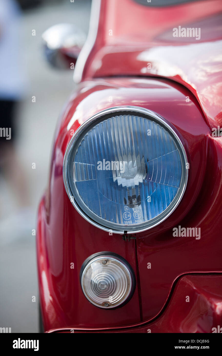Headlight vintage car detail hi-res stock photography and images - Alamy