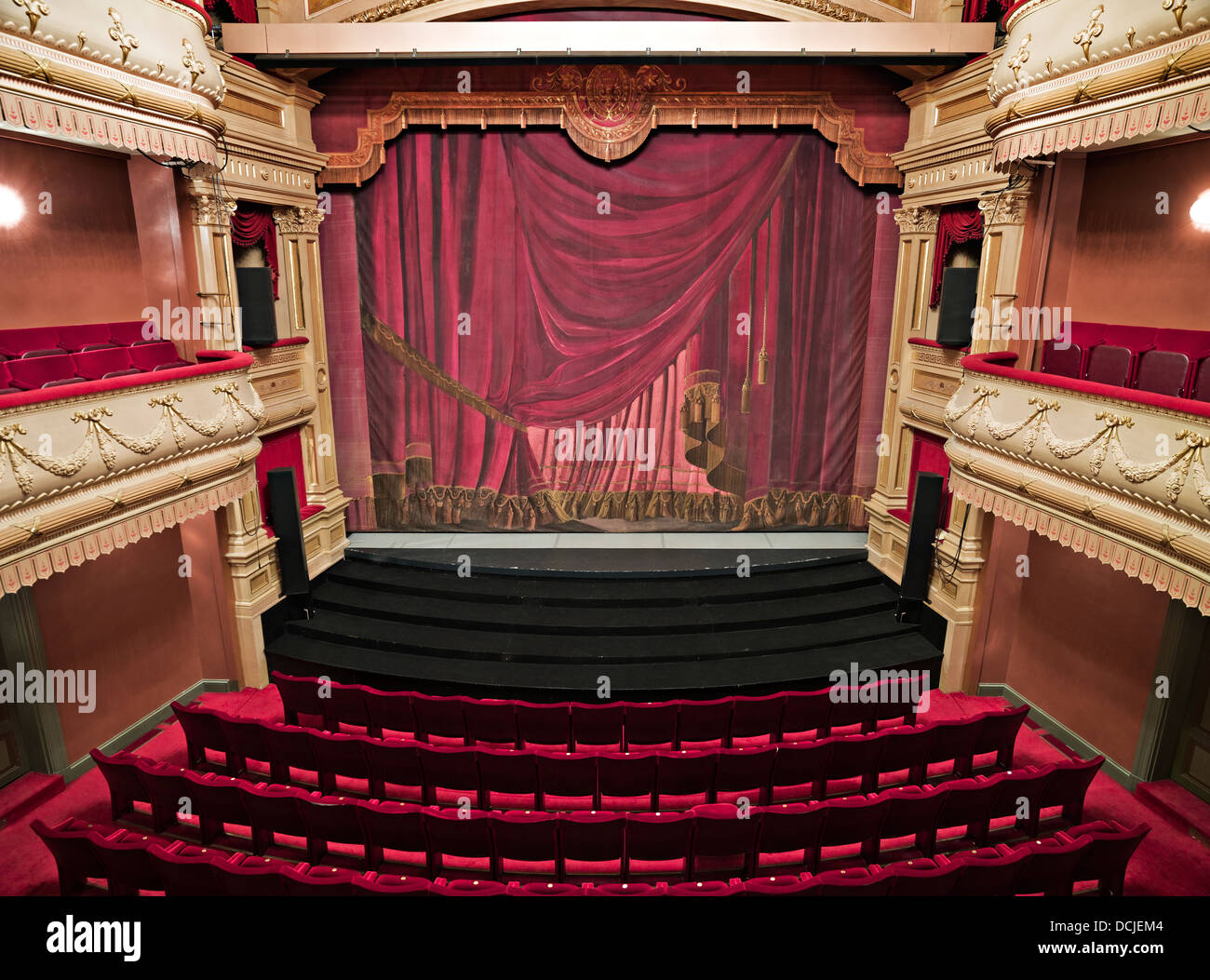 Luxurious theather hall Stock Photo - Alamy