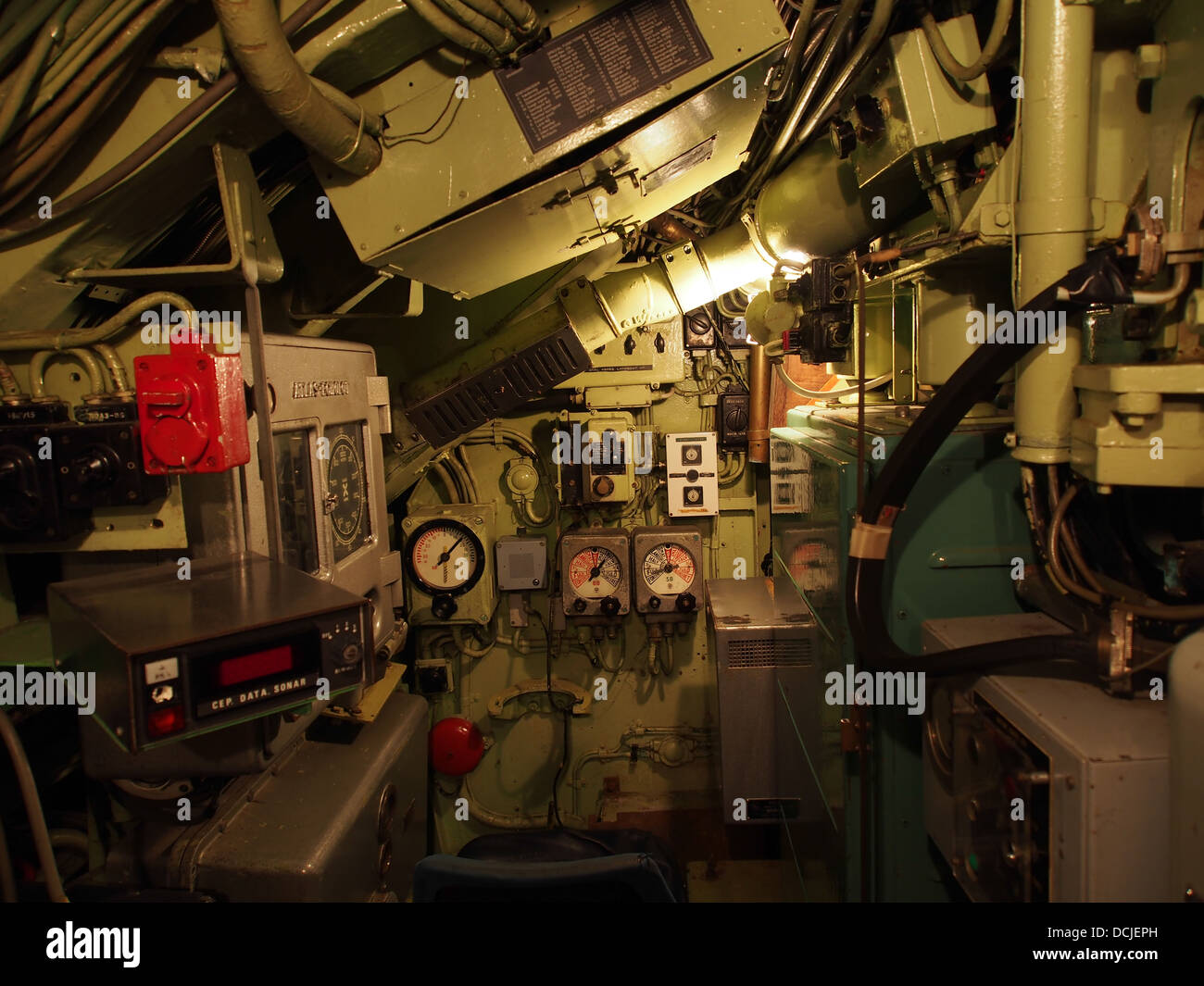 Dolphin class SPRINGEREN submarine, pic-015 Stock Photo - Alamy
