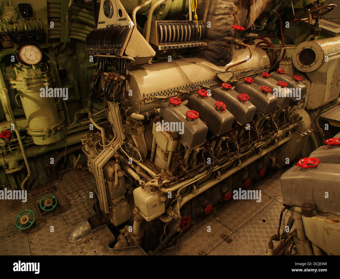 Dolphin class SPRINGEREN submarine, pic-020 Stock Photo - Alamy