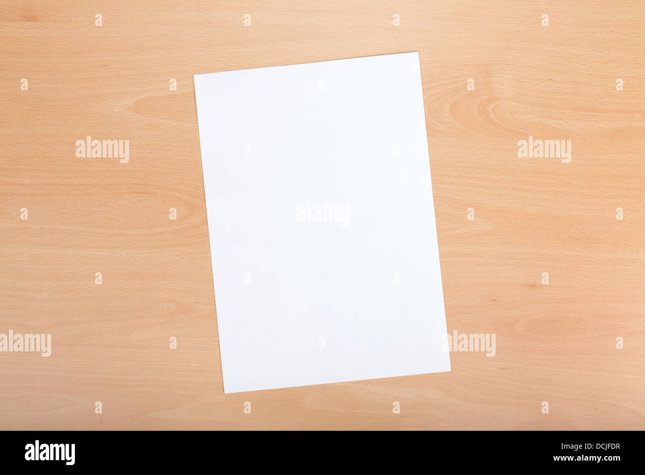 Blank writing paper hi-res stock photography and images - Alamy