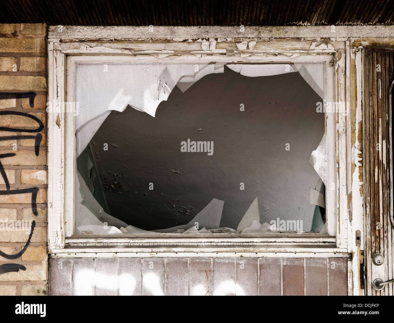 Stained glass window run hi-res stock photography and images - Alamy
