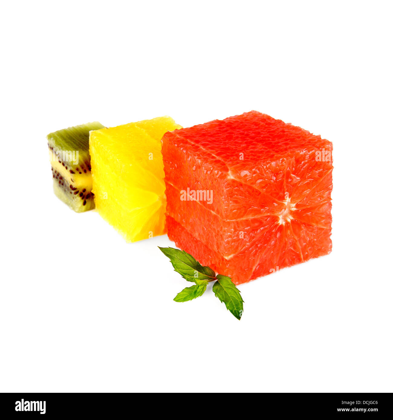 Grapefruit, kiwi and oranges cube with mint, isolated Stock Photo - Alamy