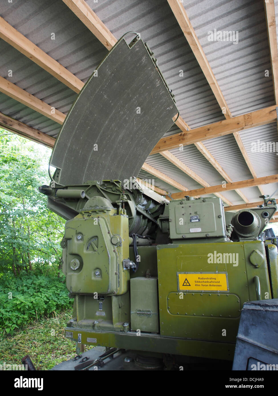 M113 Field Surveillance radar in Aalborg Forsvars- og Garnisonsmuseum ...