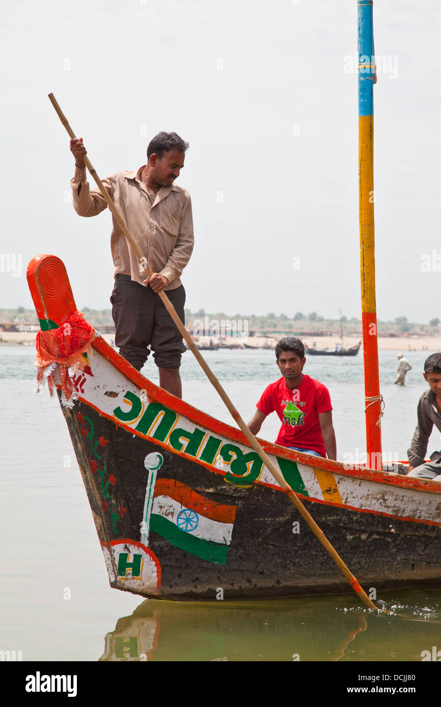 Narmada ghat hi-res stock photography and images - Alamy