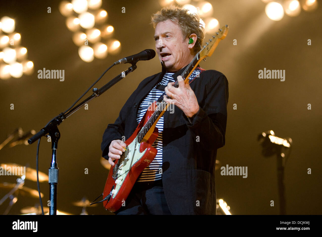 Guitarist Andy Summers of The Police performed in concert at the John ...