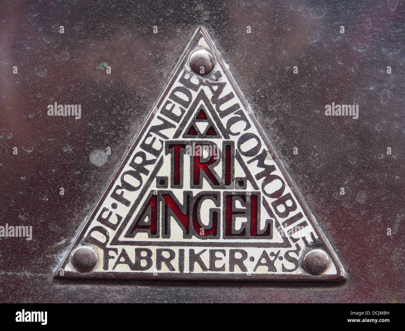 Triangel logo hi-res stock photography and images - Alamy