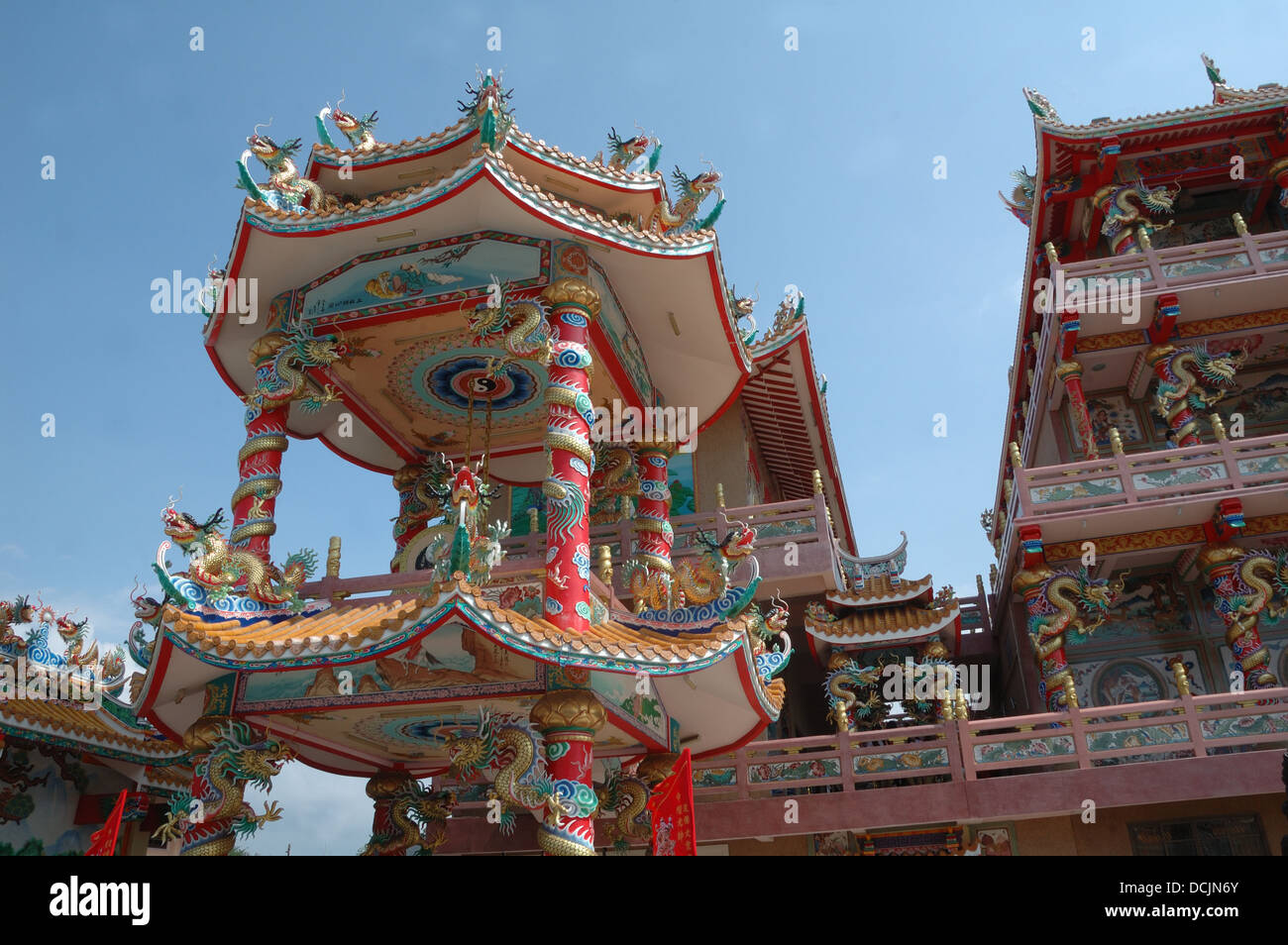 Drum tower pagoda Ang Sila Chinese Temple or Wihan Thep Sathit Phra ...