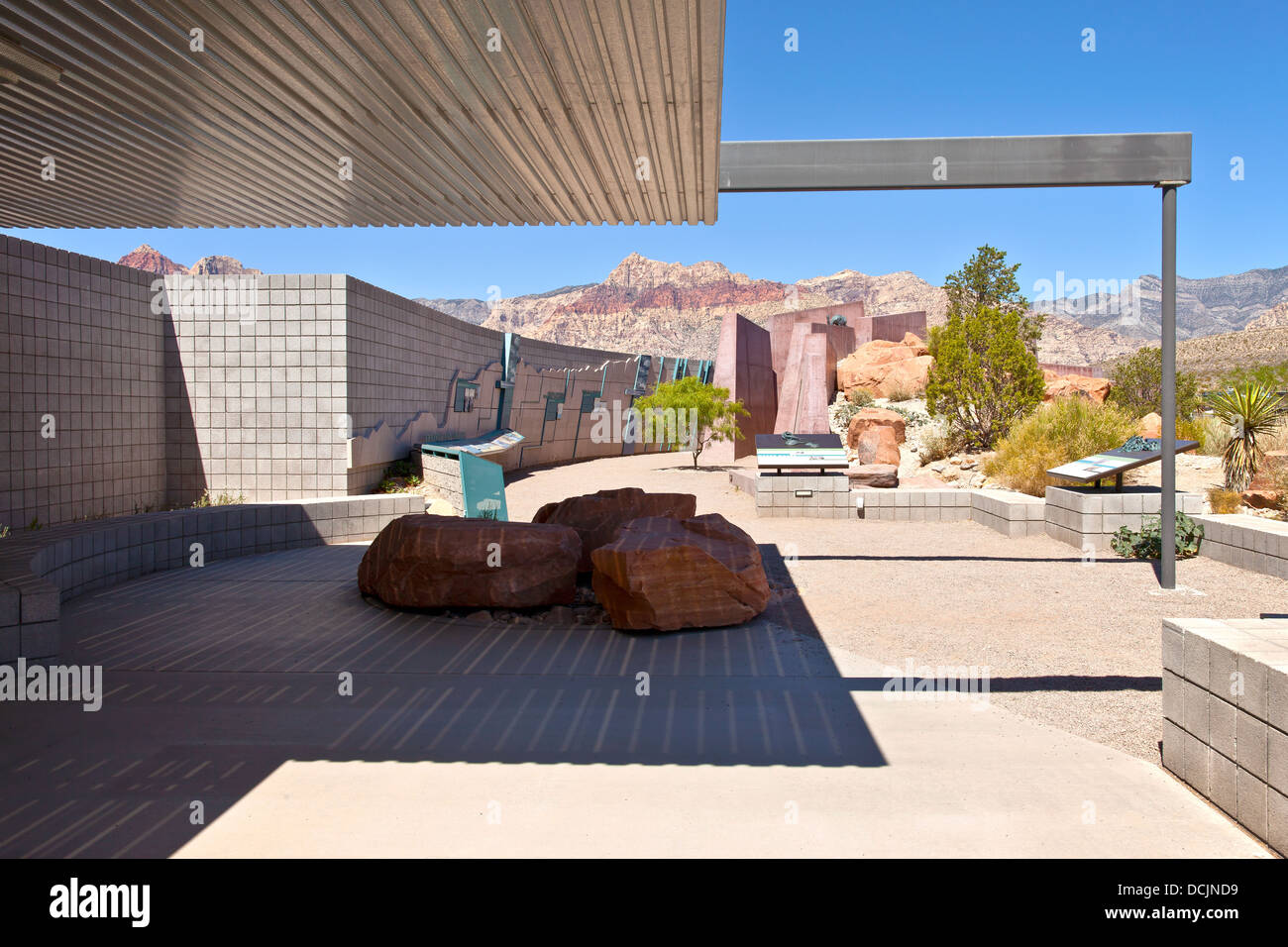 Visitor center roof view hi-res stock photography and images - Alamy