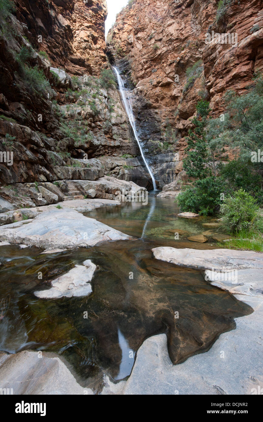 Waterfall on Meiringspoort pass along the Groot River Gorge, Oudtshoorn ...