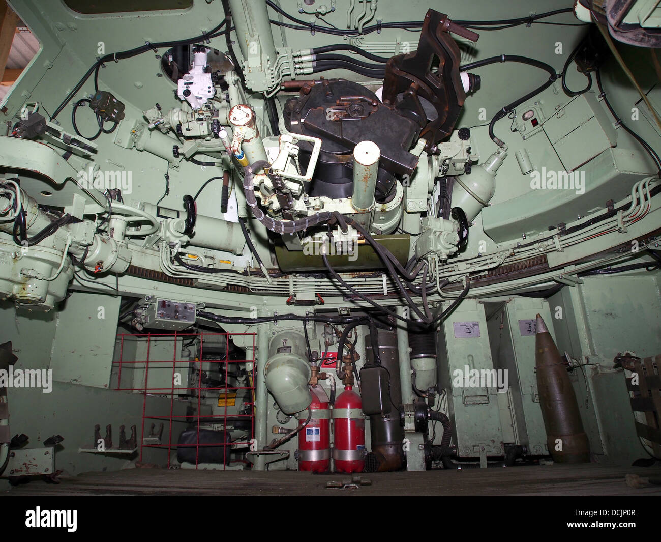 M109 inside of turret hi-res stock photography and images - Alamy