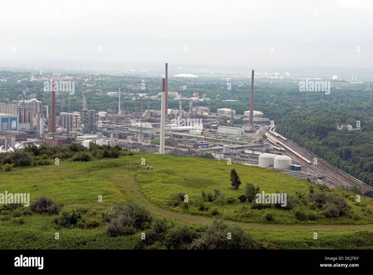 Bp ruhr oel oil refinery hi-res stock photography and images - Alamy