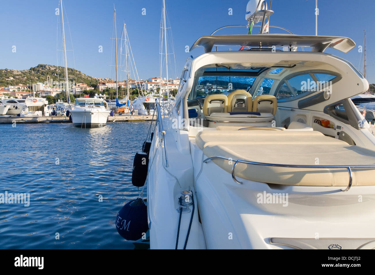 Boat sardinia motor yacht italy hi-res stock photography and images - Alamy