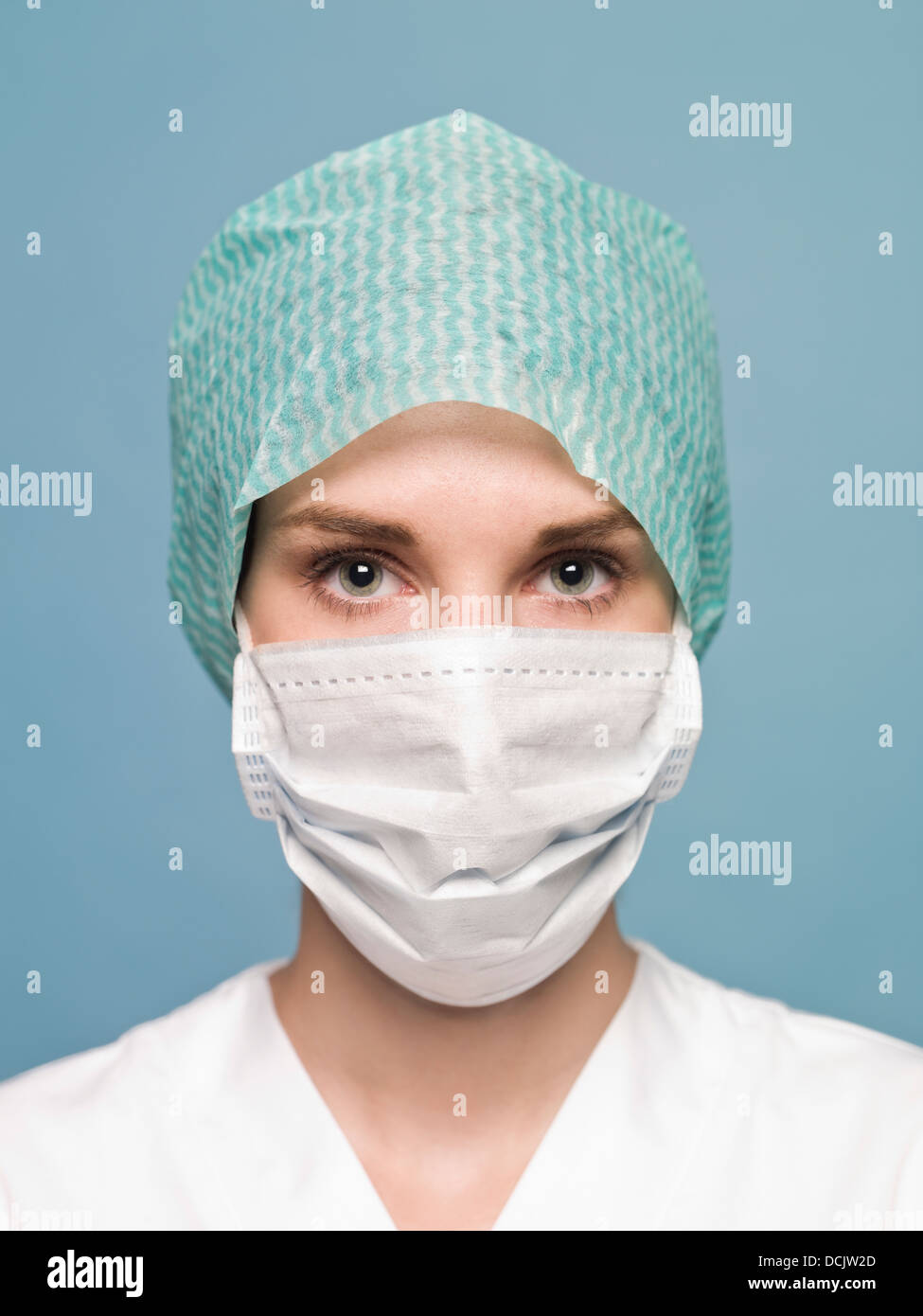 Female nurse with surgical mask Stock Photo - Alamy