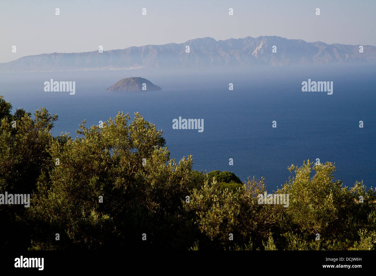 Volcanis island hi-res stock photography and images - Alamy