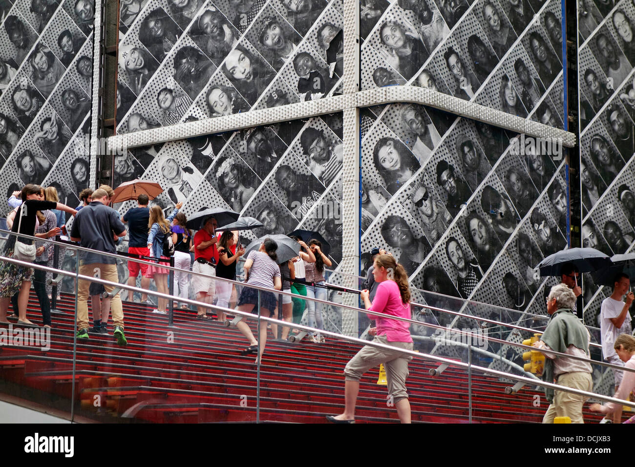 Tkts booth red stairs hi-res stock photography and images - Alamy