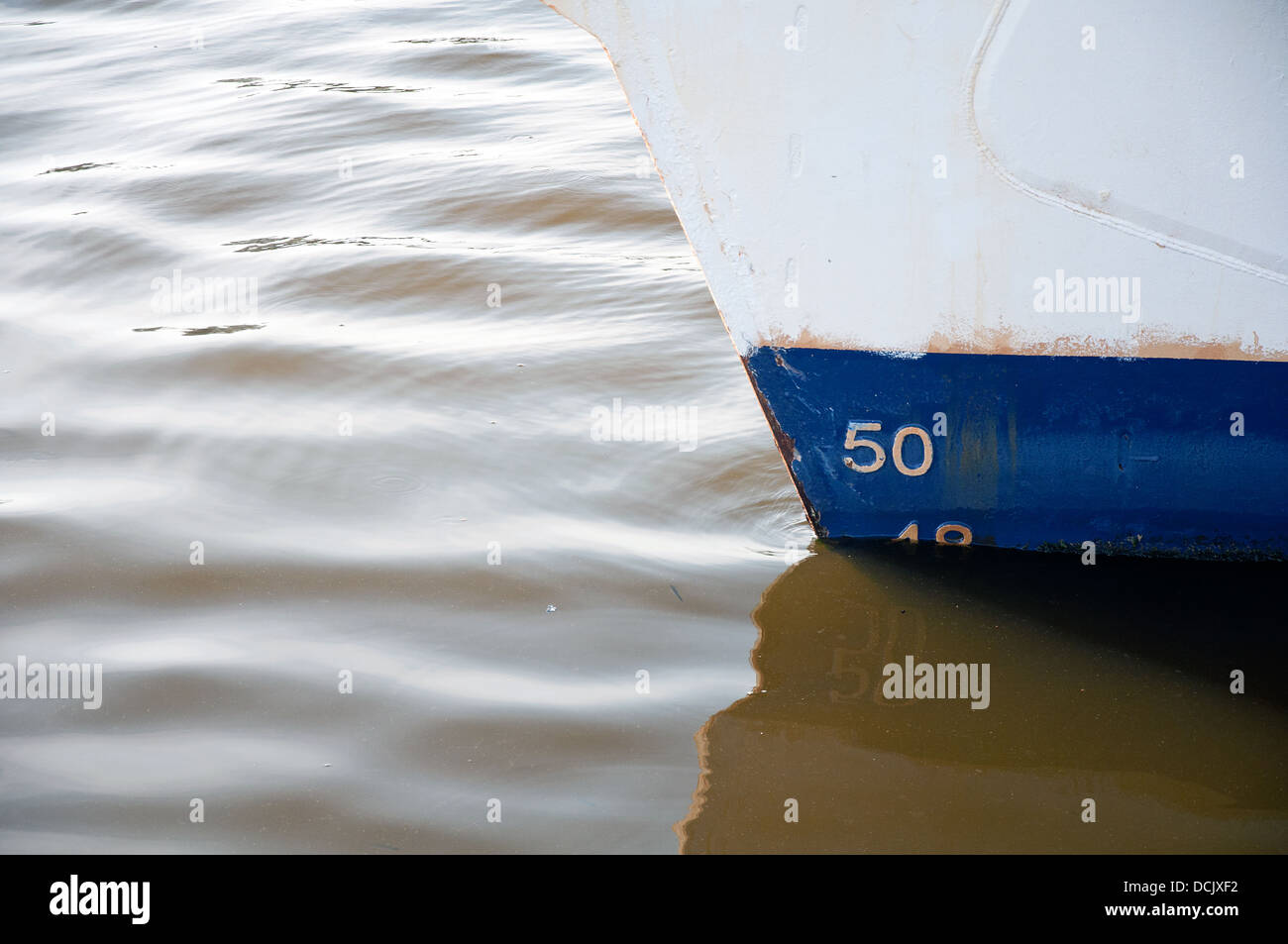 Draft of ship hi-res stock photography and images - Alamy