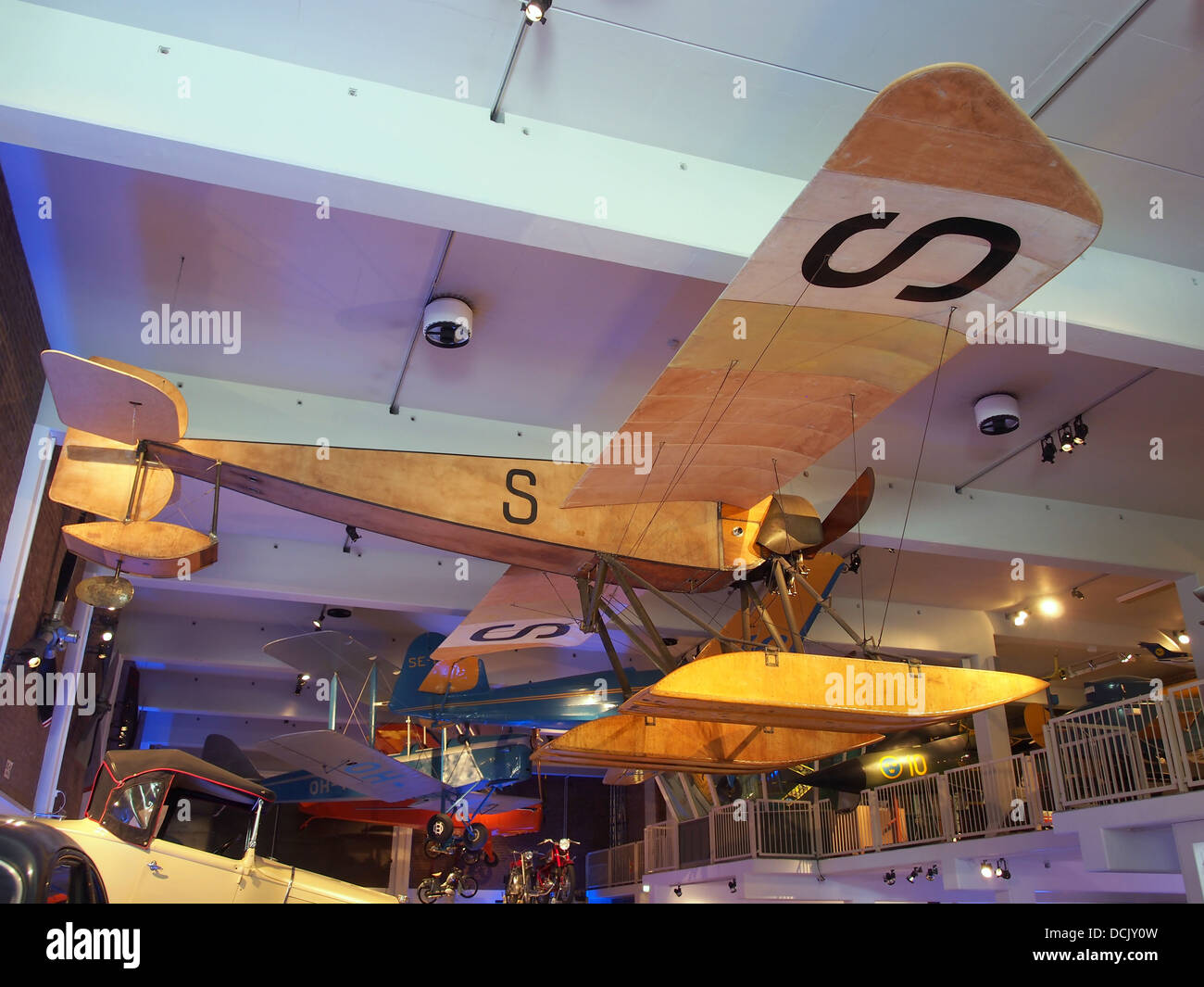 Science and maritime house pic1 hi-res stock photography and images - Alamy