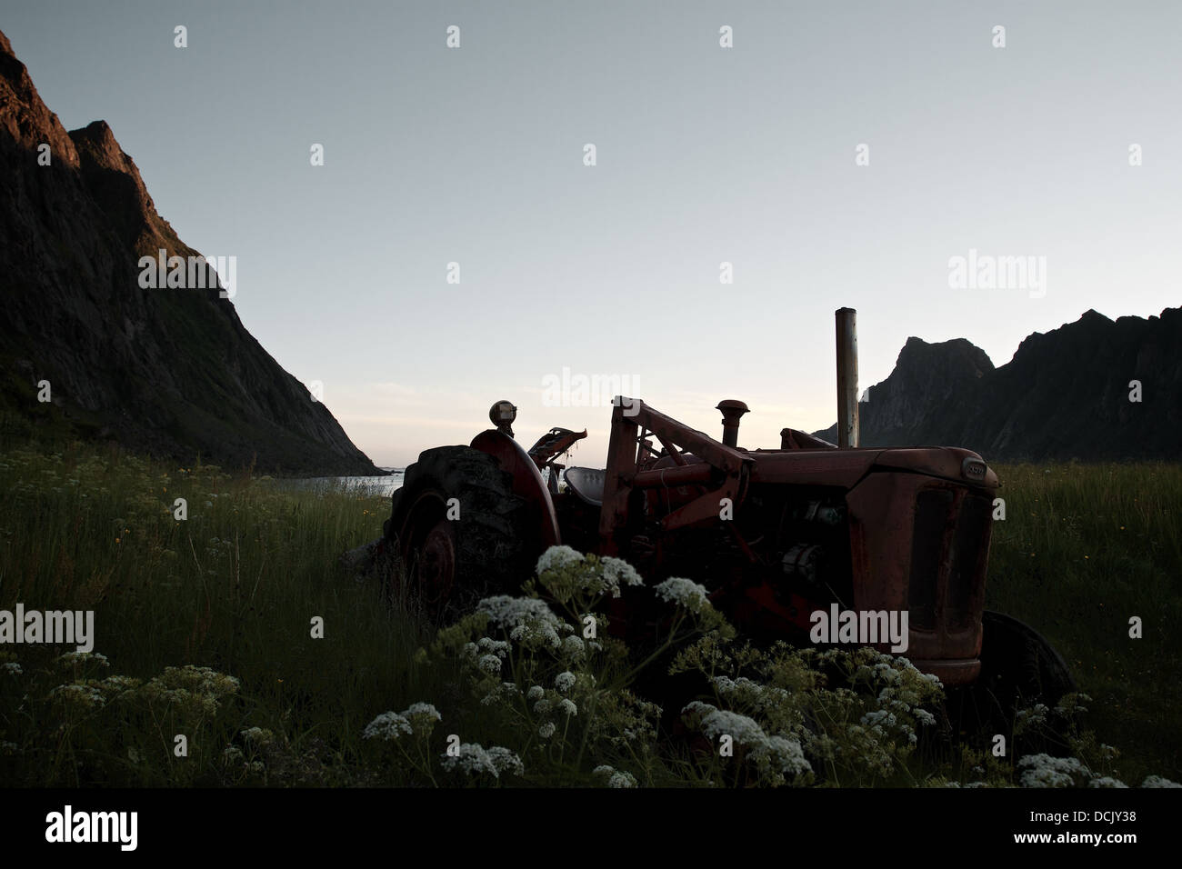 Midnight bathing hi-res stock photography and images - Alamy