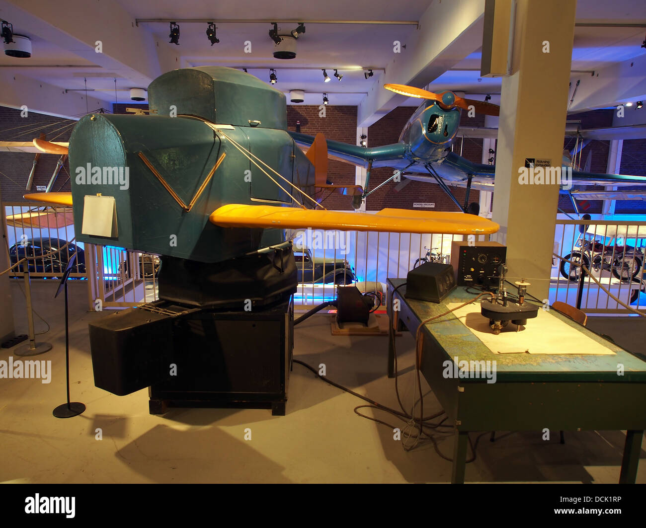 Link trainer hi-res stock photography and images - Alamy