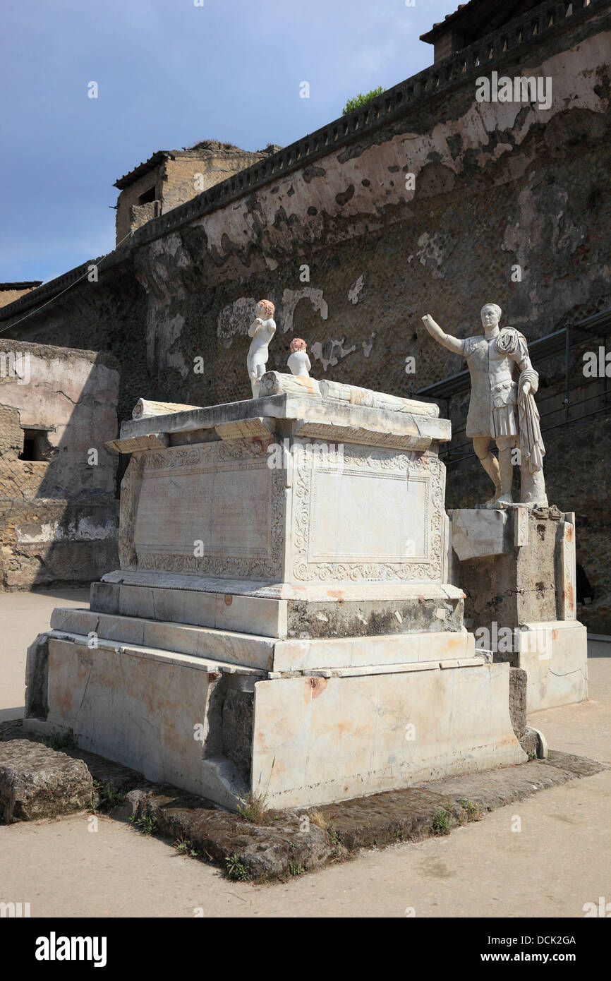 Statue des di m nonio balbo hi-res stock photography and images - Alamy