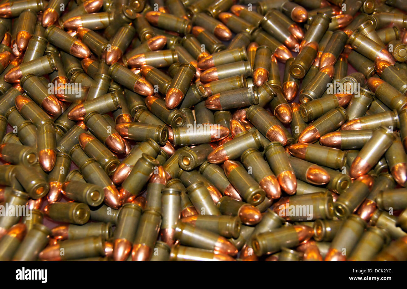 Tracer bullet hi-res stock photography and images - Alamy