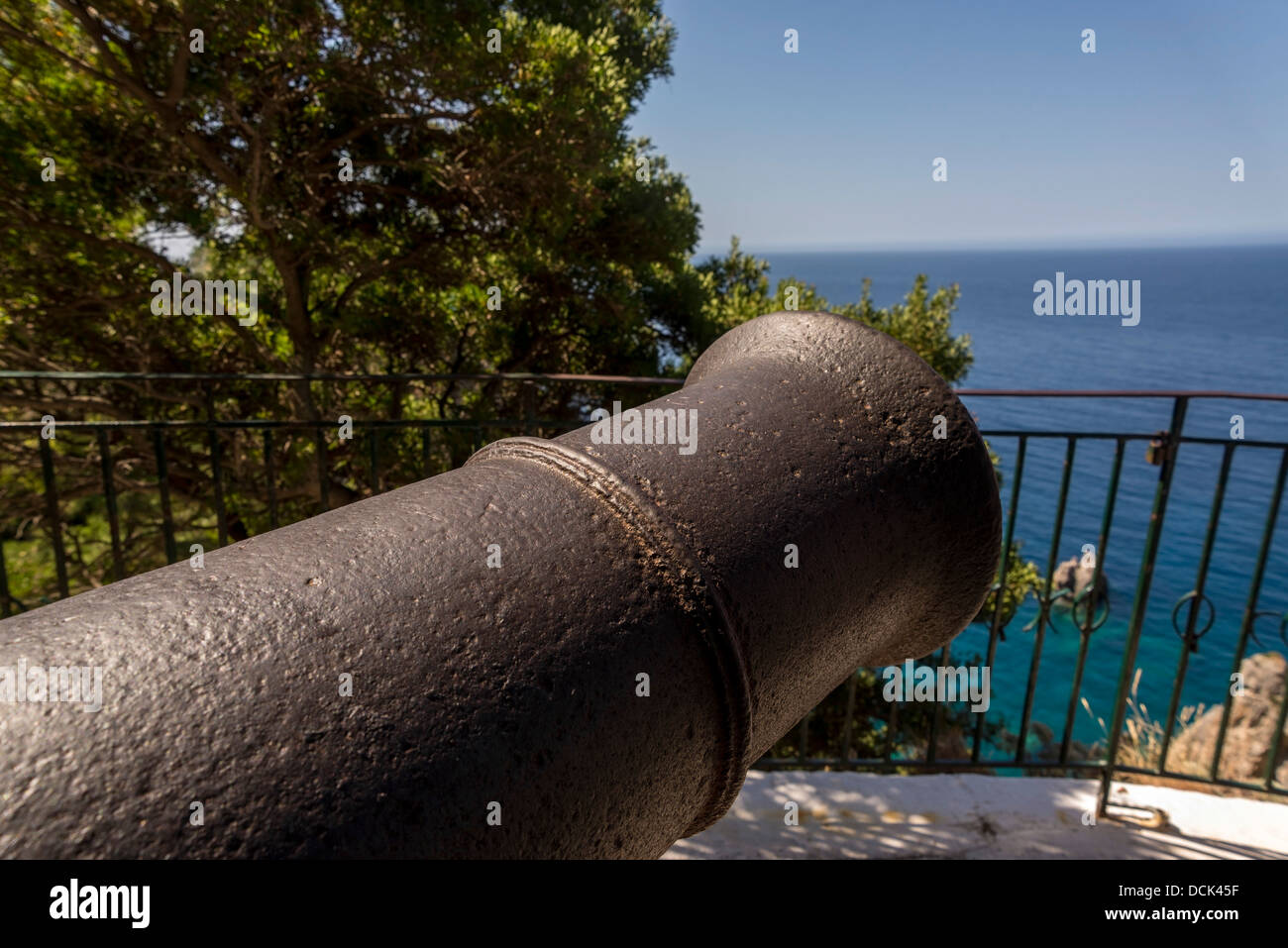 Greece cannon hi-res stock photography and images - Alamy