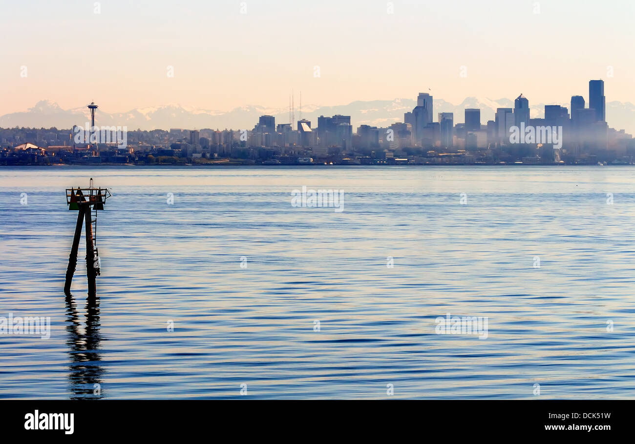 Channel Marker Seattle Skyline Puget Sound Cascade Mountains Washington ...