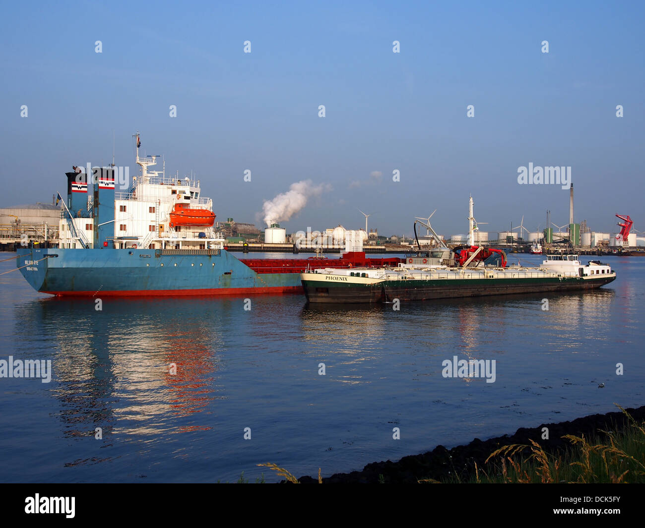 The Wilson Rey (IMO 7382677) and Phoenix (ENI 02329747) are oil tankers ...