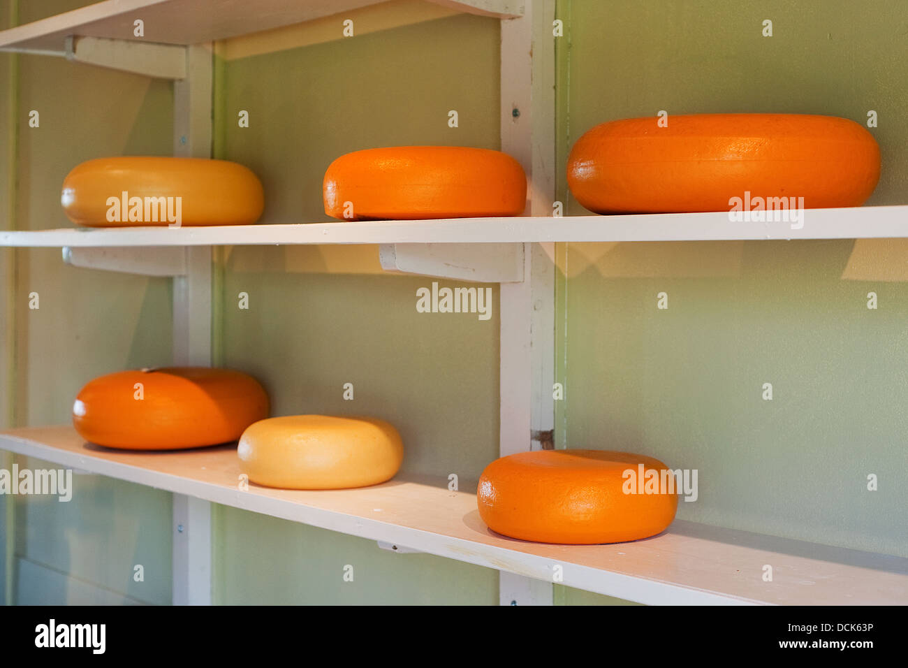 Dutch cheese making hi-res stock photography and images - Alamy