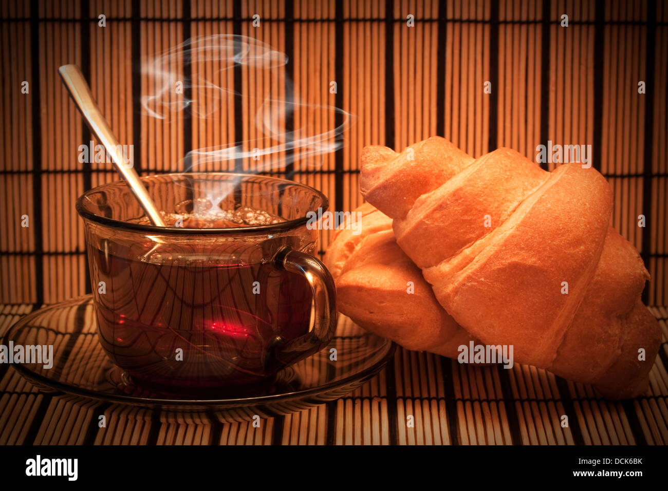Photo cups of tea with sugar Stock Photo - Alamy