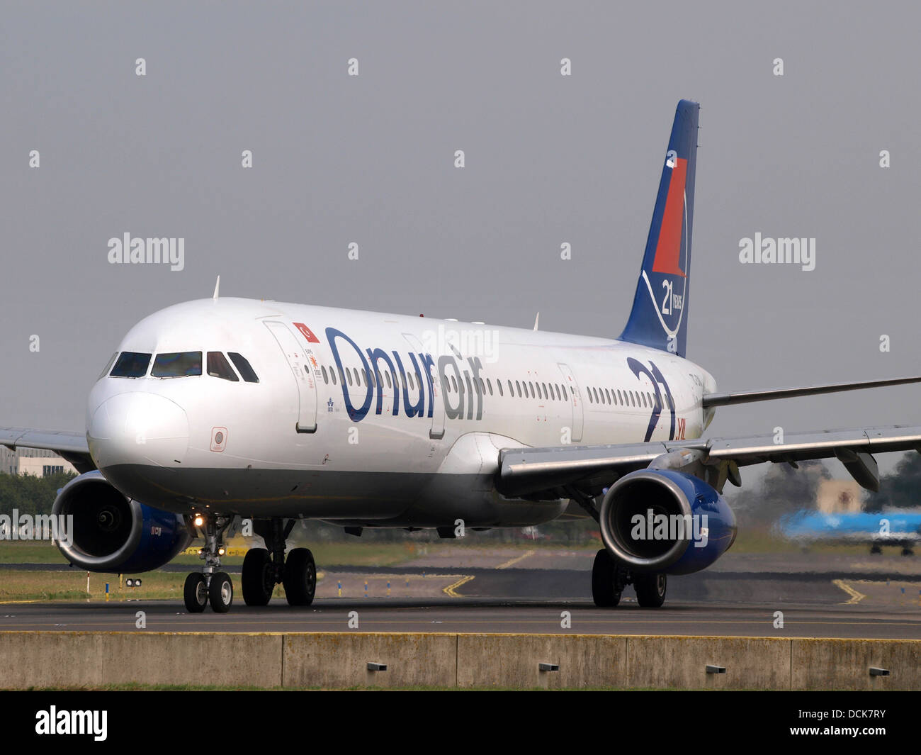 TC-ONJ Onur Air Airbus A321-131 - cn 385 taxiing 14july2013 pic-001 ...