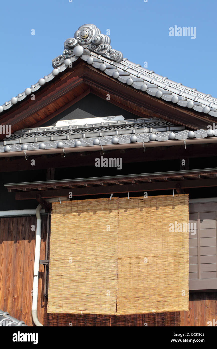 Japanese urban house hi-res stock photography and images - Alamy