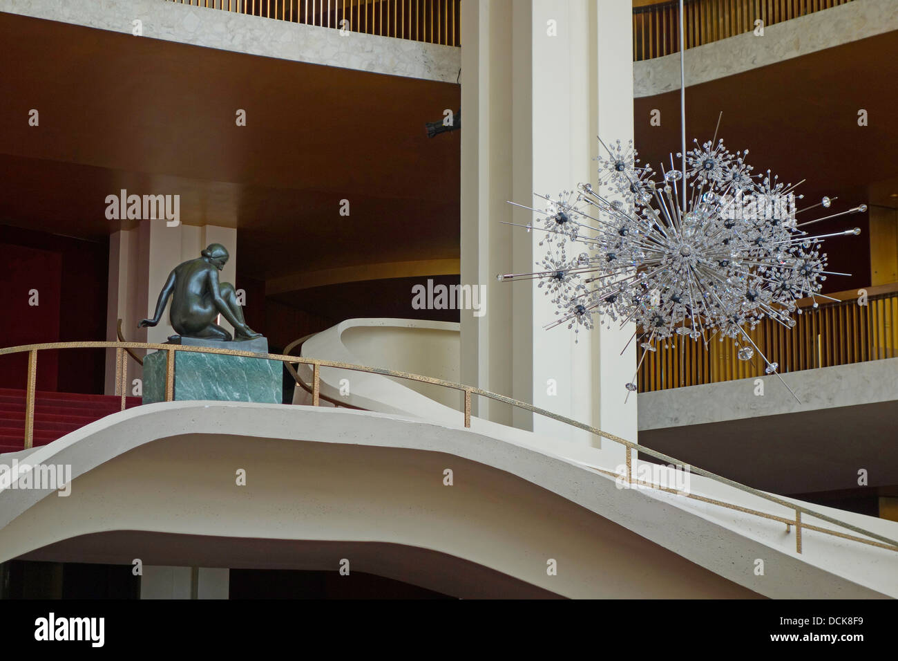 Metropolitan opera house interior hi-res stock photography and images ...