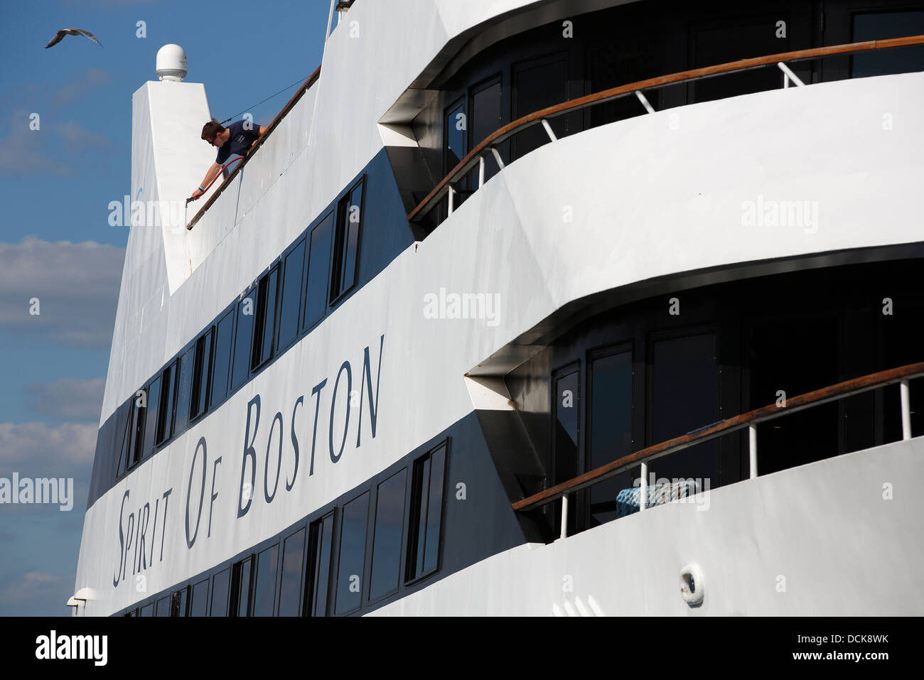 Boston Harbor Cruises Logo