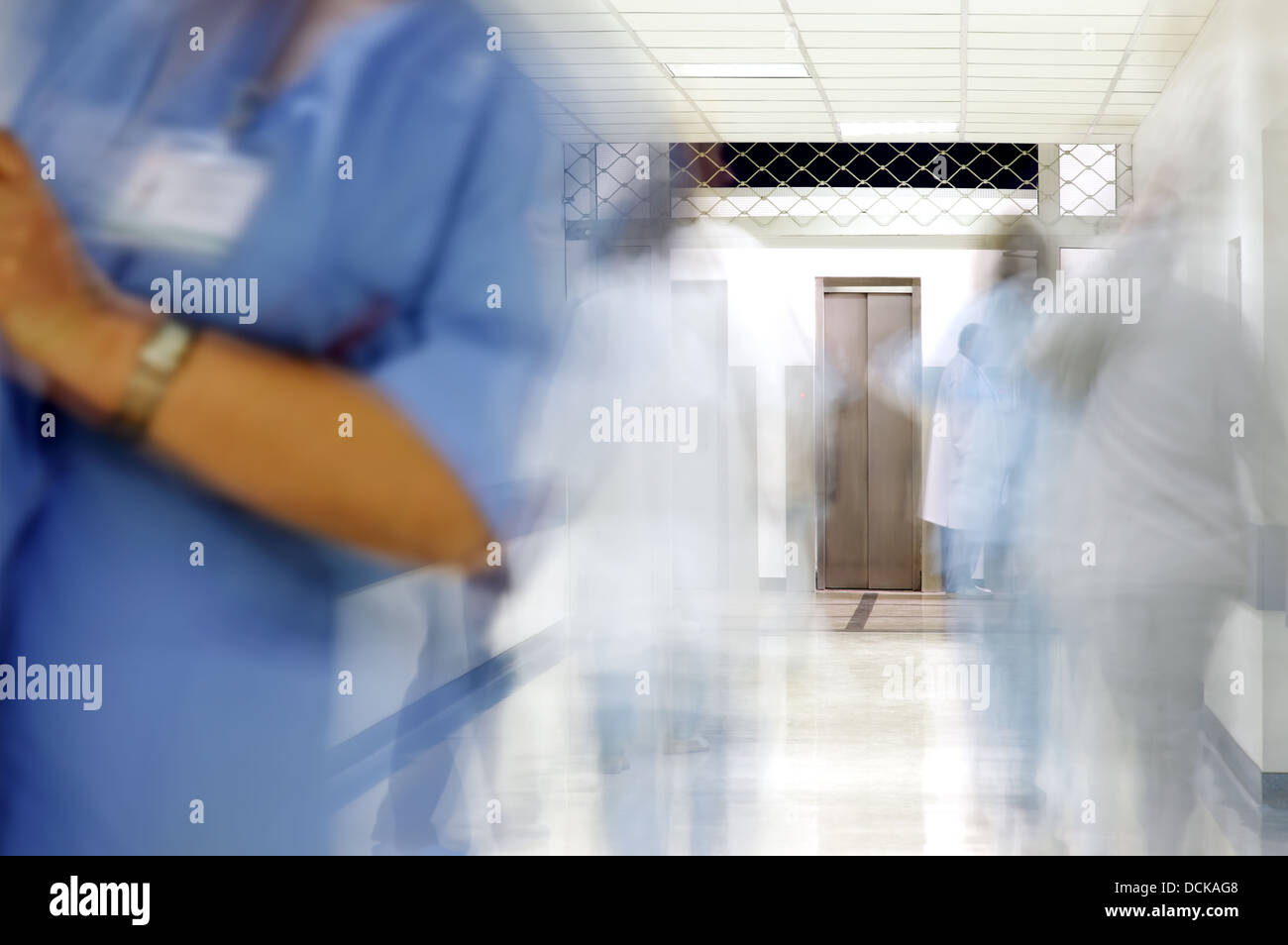 busy hospital corridor Stock Photo - Alamy