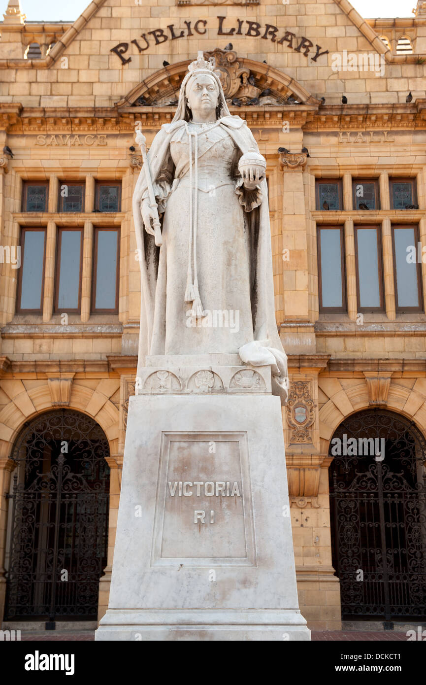 Public Library and statue of Queen Victoria on Market Square, Port ...
