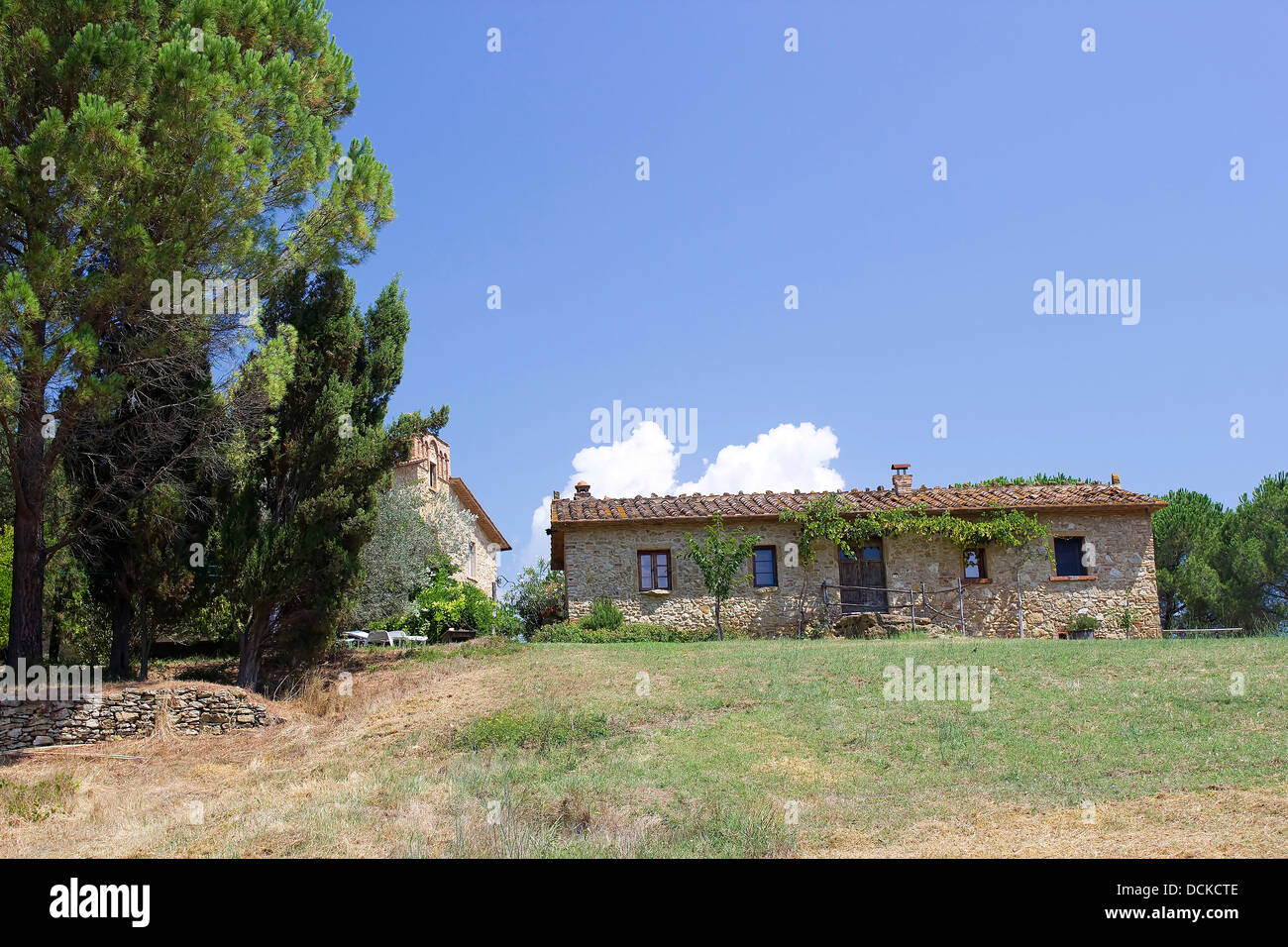 typical tuscan house Stock Photo - Alamy