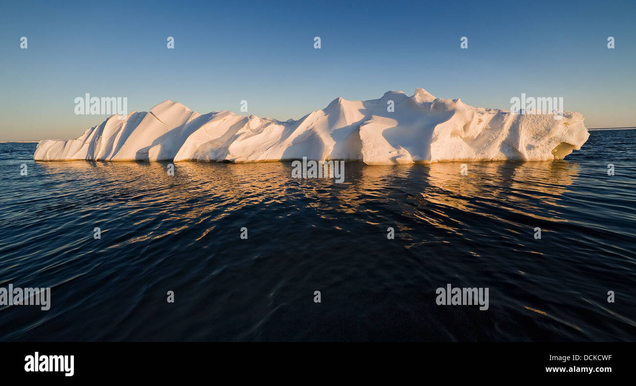 Glacier arctic climate polar ice hi-res stock photography and images ...