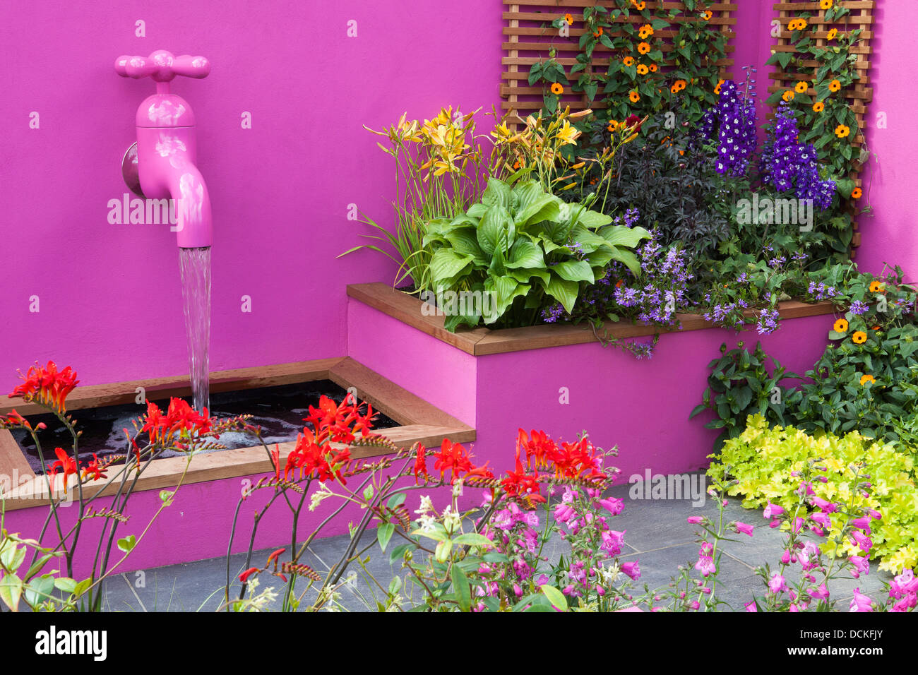 Painted Garden Walls Stock Photos & Painted Garden Walls Stock Images ...