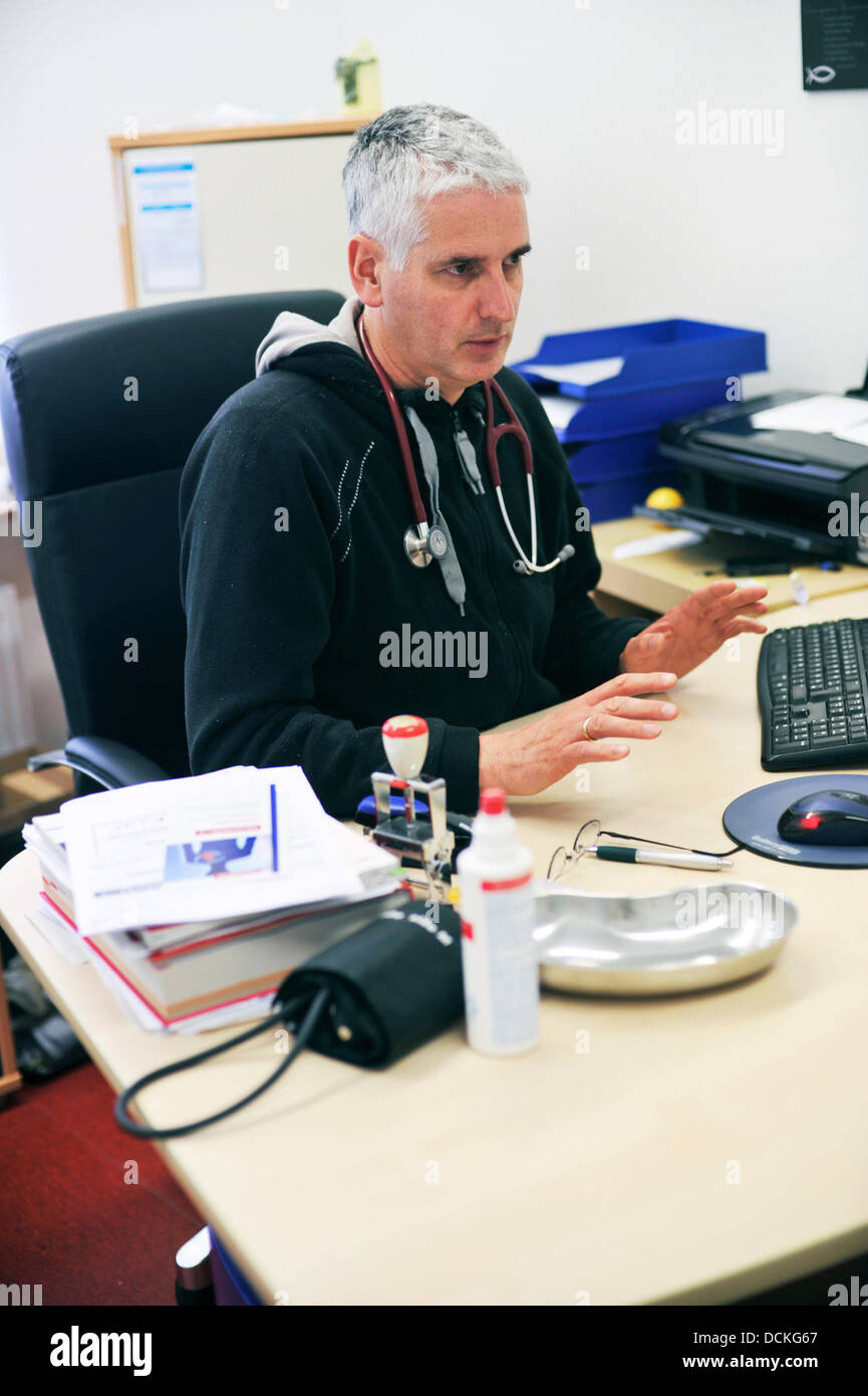 For over two years, has the 1600-strong population again a family ...