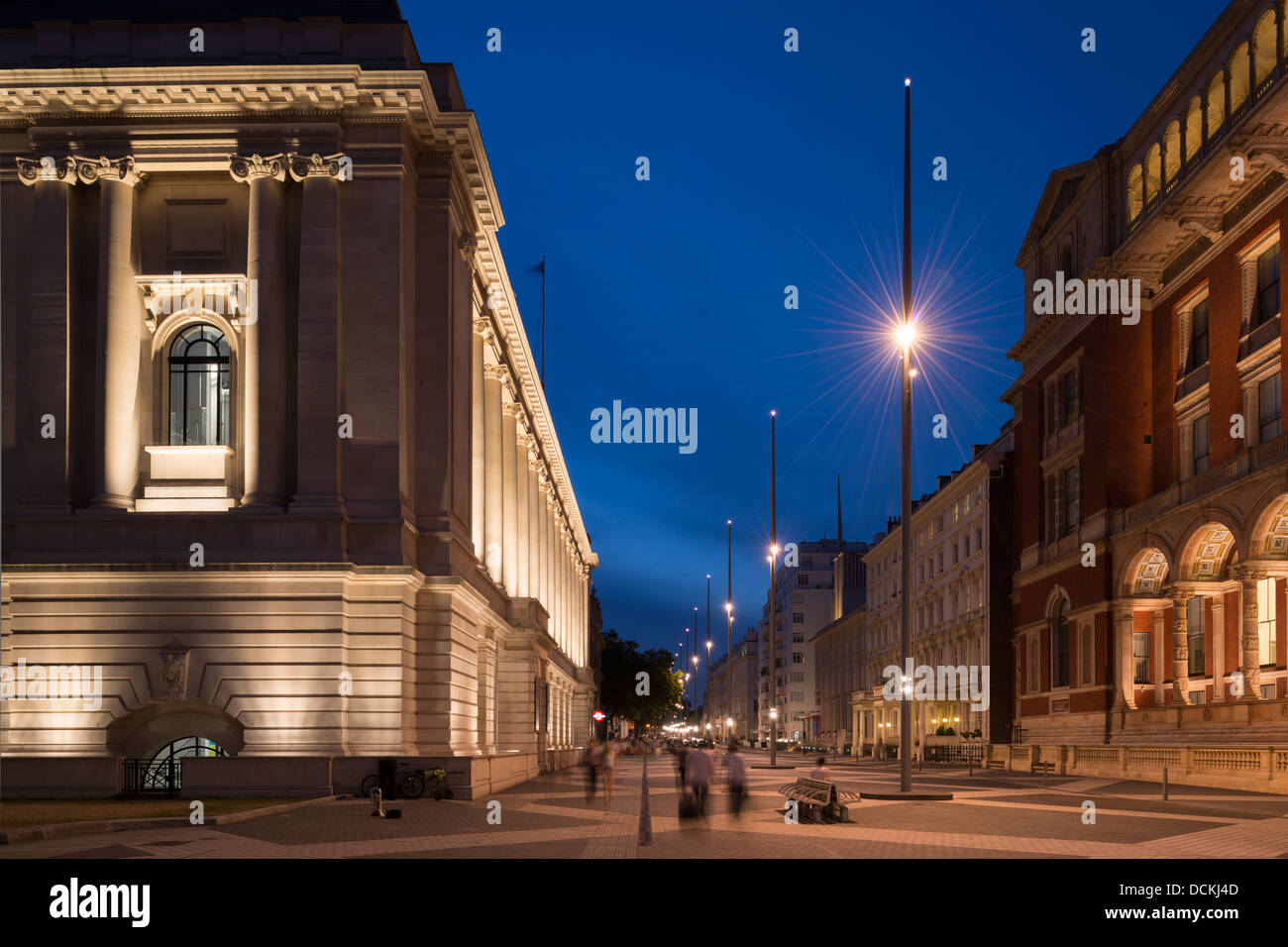 The Science Museum at night, London, United Kingdom. Architect: Richard ...