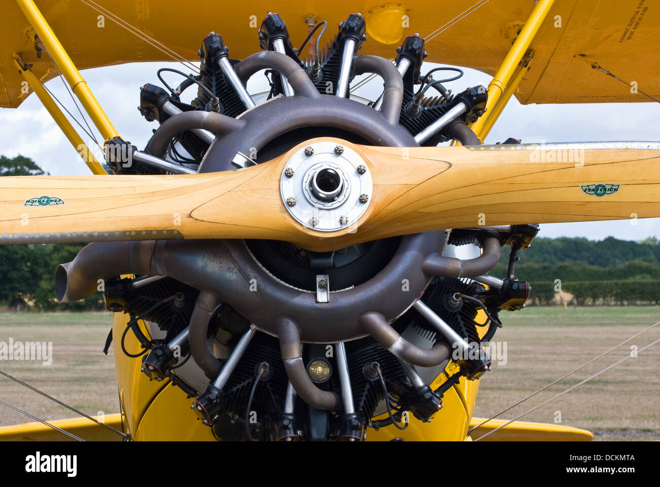 Boeing stearman engine wooden propeller hi-res stock photography and ...
